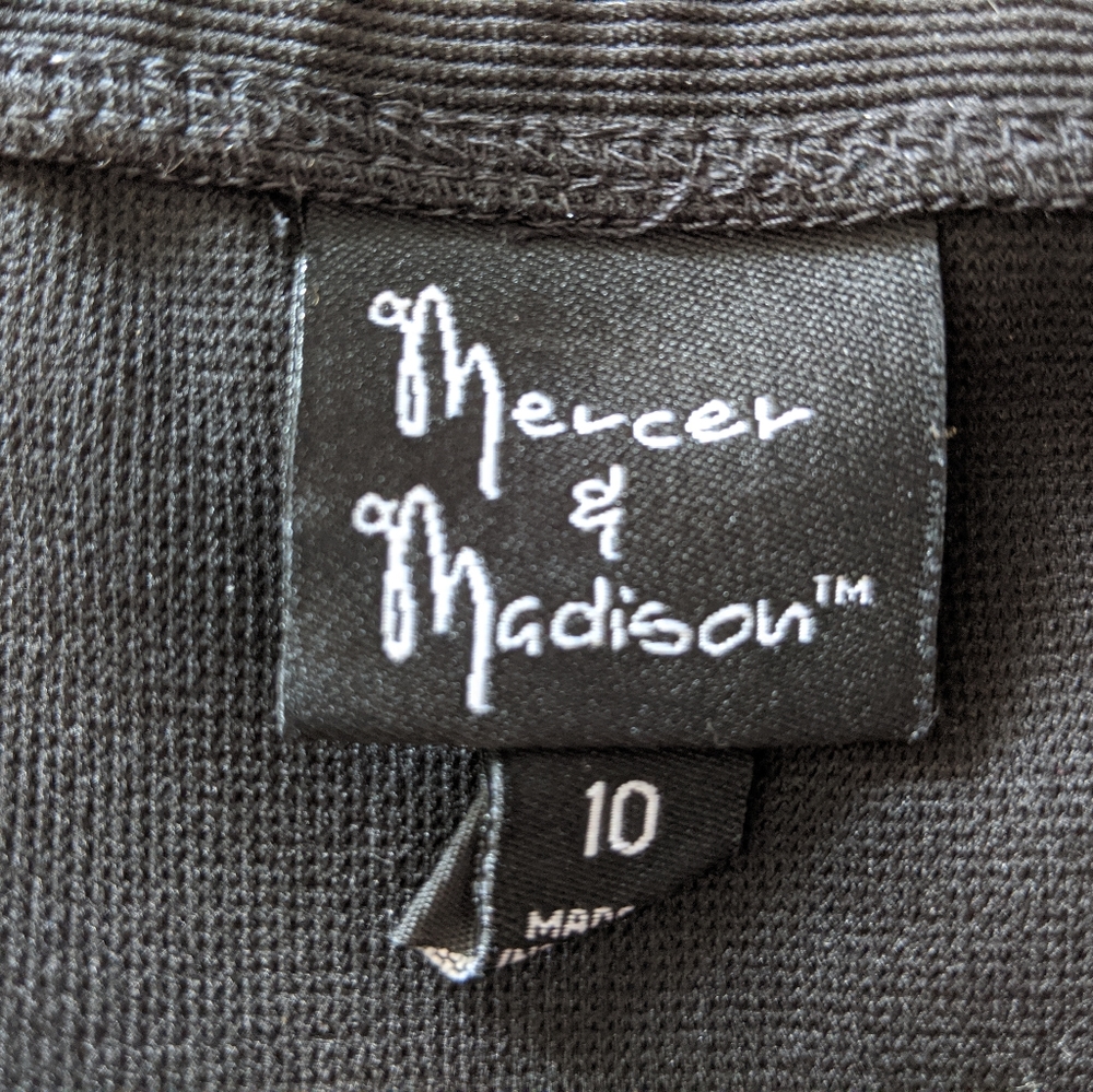 Beautiful Mercer & Madison Dress - Gem